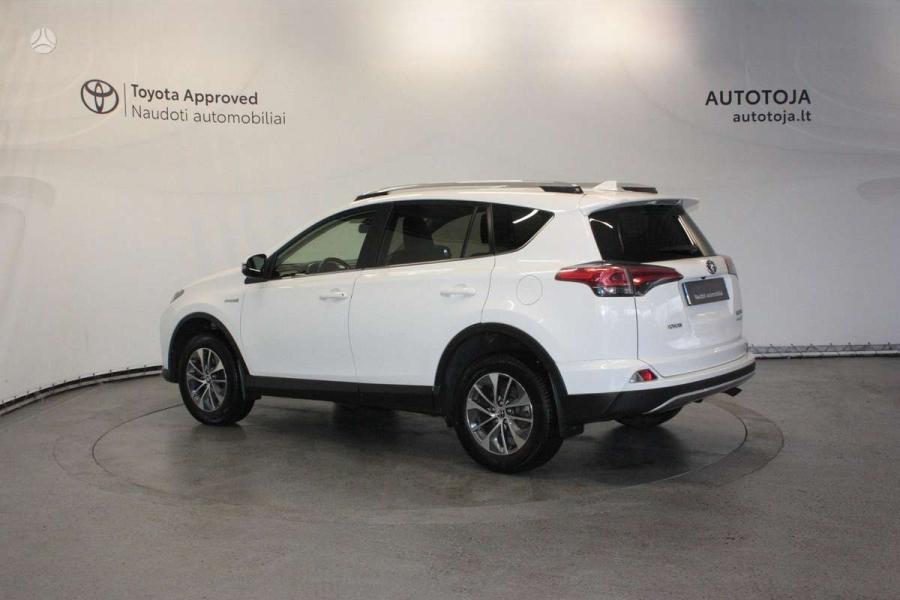 Balts Toyota RAV4 2017 Kauņa, ar dzinēja tilpumu 2.49 L un nobraukumu 256 tūkst. km par 15900 €, foto 18 vietnē AUTOMOTO.COM.LV