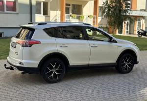 Balts Toyota RAV4 2017 Rīga, ar dzinēja tilpumu 2.50 L un nobraukumu 109 tūkst. km par 17300 €, foto 5 vietnē AUTOMOTO.COM.LV