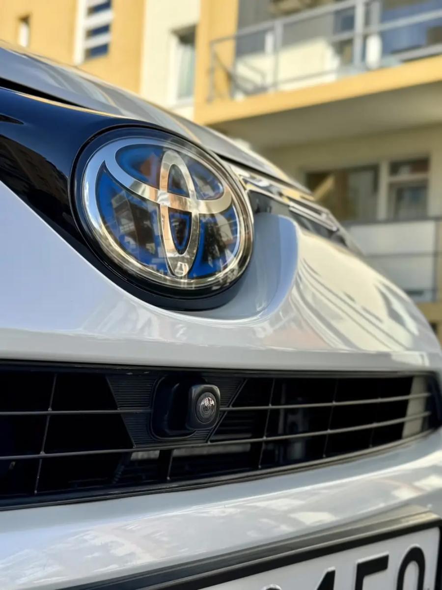 Balts Toyota RAV4 2017 Rīga, ar dzinēja tilpumu 2.50 L un nobraukumu 109 tūkst. km par 17300 €, foto 7 vietnē AUTOMOTO.COM.LV