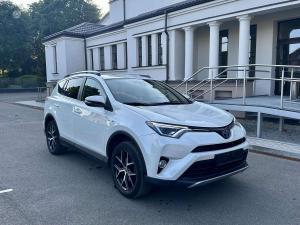 Balts Toyota RAV4 2017 Marijampole, ar dzinēja tilpumu 2.49 L un nobraukumu 381 tūkst. km par 11450 €, foto 8 vietnē AUTOMOTO.COM.LV