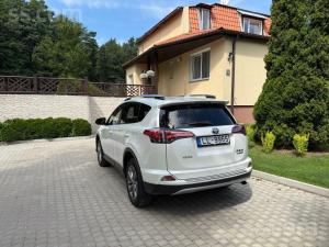 Balts Toyota RAV4 2017 Rīga, ar dzinēja tilpumu 2.50 L un nobraukumu 89 tūkst. km par 22900 €, foto 12 vietnē AUTOMOTO.COM.LV