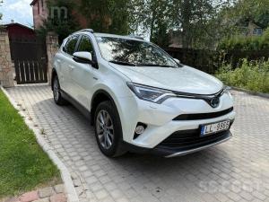 Balts Toyota RAV4 2017 Rīga, ar dzinēja tilpumu 2.50 L un nobraukumu 89 tūkst. km par 22900 €, foto 20 vietnē AUTOMOTO.COM.LV
