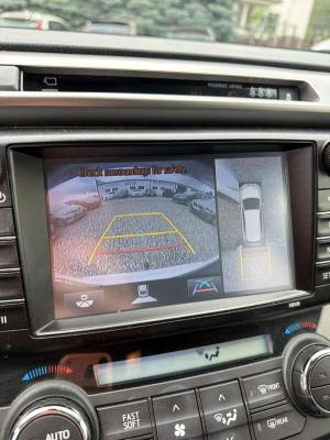 White Toyota RAV4 2017 in Utena, with an engine capacity of 2.49 L and mileage of 65 thousand km for 15990 €, photo 13 on AUTOMOTO.COM.LV
