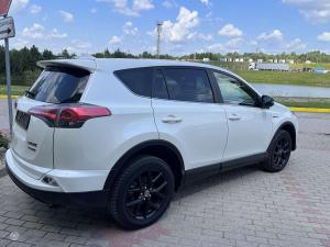 Balts Toyota RAV4 2017 Viļņa, ar dzinēja tilpumu 2.49 L un nobraukumu 190 tūkst. km par 15500 €, foto 11 vietnē AUTOMOTO.COM.LV