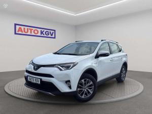 Белый Тойота РАВ 4 2017 в Каунас, объемом двигателя 2.50 л и пробегом 103 тыс. км за 17899 €, фото  на AUTOMOTO.COM.LV