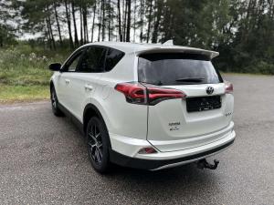 Balts Toyota RAV4 2017 Ukmergė, ar dzinēja tilpumu 2.00 L un nobraukumu 133 tūkst. km par 13650 €, foto 7 vietnē AUTOMOTO.COM.LV