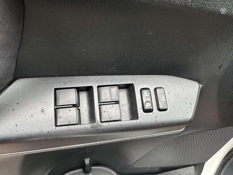 Balts Toyota RAV4 2017 Ukmergė, ar dzinēja tilpumu 2.00 L un nobraukumu 133 tūkst. km par 13650 €, foto 19 vietnē AUTOMOTO.COM.LV