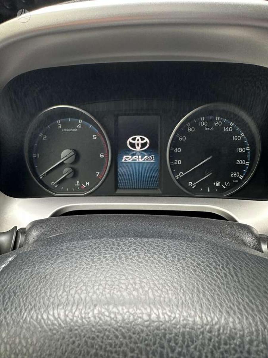 Balts Toyota RAV4 2017 Ukmergė, ar dzinēja tilpumu 2.00 L un nobraukumu 133 tūkst. km par 13650 €, foto 20 vietnē AUTOMOTO.COM.LV