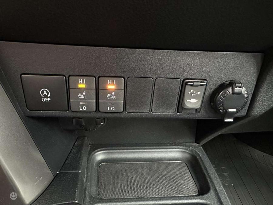 Balts Toyota RAV4 2017 Ukmergė, ar dzinēja tilpumu 2.00 L un nobraukumu 133 tūkst. km par 13650 €, foto 22 vietnē AUTOMOTO.COM.LV