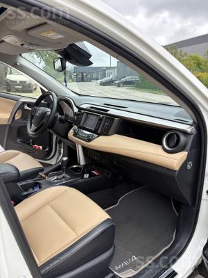 Balts Toyota RAV4 2017 Rīga, ar dzinēja tilpumu 2.50 L un nobraukumu 138 tūkst. km par 18950 €, foto 14 vietnē AUTOMOTO.COM.LV