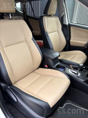 Balts Toyota RAV4 2017 Rīga, ar dzinēja tilpumu 2.50 L un nobraukumu 138 tūkst. km par 18950 €, foto 18 vietnē AUTOMOTO.COM.LV