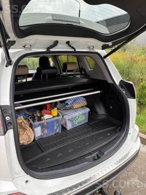 Balts Toyota RAV4 2017 Rīga, ar dzinēja tilpumu 2.50 L un nobraukumu 138 tūkst. km par 18950 €, foto 22 vietnē AUTOMOTO.COM.LV