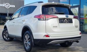Balts Toyota RAV4 2017 Šauļi, ar dzinēja tilpumu 2.49 L un nobraukumu 198 tūkst. km par 16950 €, foto 14 vietnē AUTOMOTO.COM.LV
