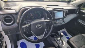 Balts Toyota RAV4 2017 Šauļi, ar dzinēja tilpumu 2.49 L un nobraukumu 198 tūkst. km par 16950 €, foto 29 vietnē AUTOMOTO.COM.LV