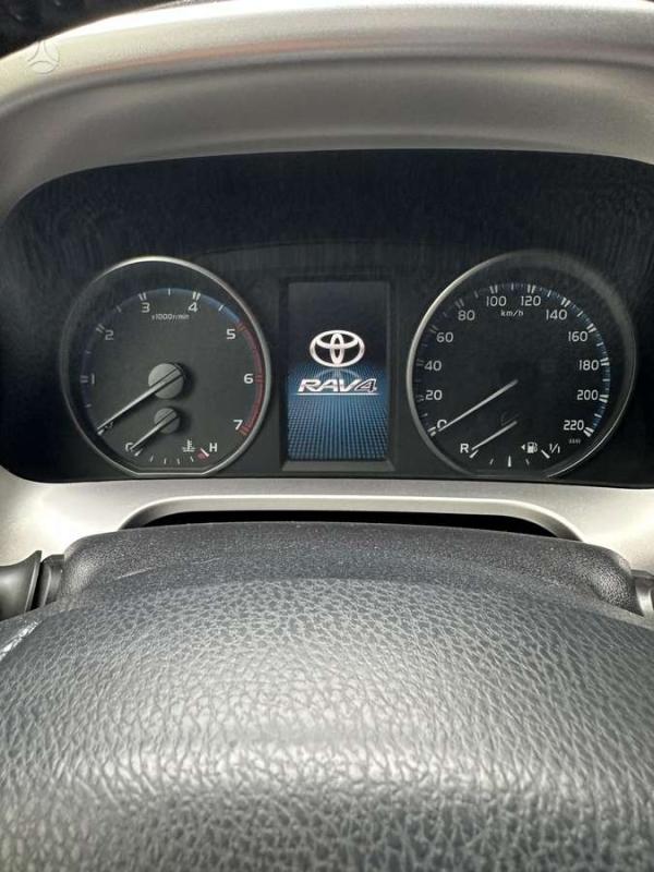 Balts Toyota RAV4 2017 Ukmergė, ar dzinēja tilpumu 2.00 L un nobraukumu 132 tūkst. km par 13350 €, foto 11 vietnē AUTOMOTO.COM.LV