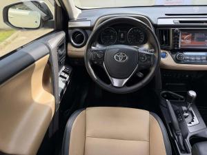 Balts Toyota RAV4 2017 Rīga, ar dzinēja tilpumu 2.49 L un nobraukumu 190 tūkst. km par 17950 €, foto 18 vietnē AUTOMOTO.COM.LV