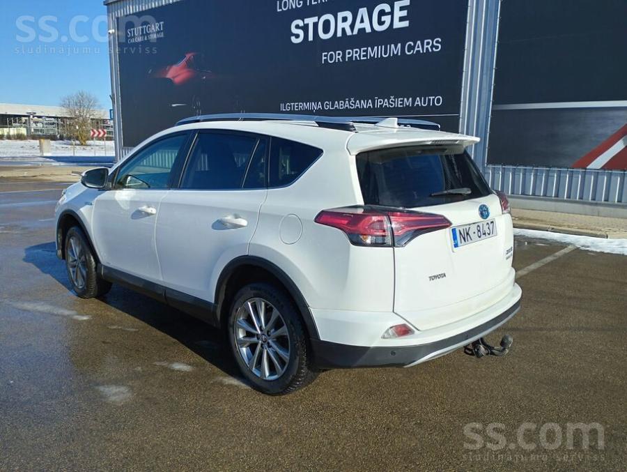 Balts Toyota RAV4 2018 Rīga, ar dzinēja tilpumu 2.50 L un nobraukumu 0 tūkst. km par 7350 €, foto 2 vietnē AUTOMOTO.COM.LV