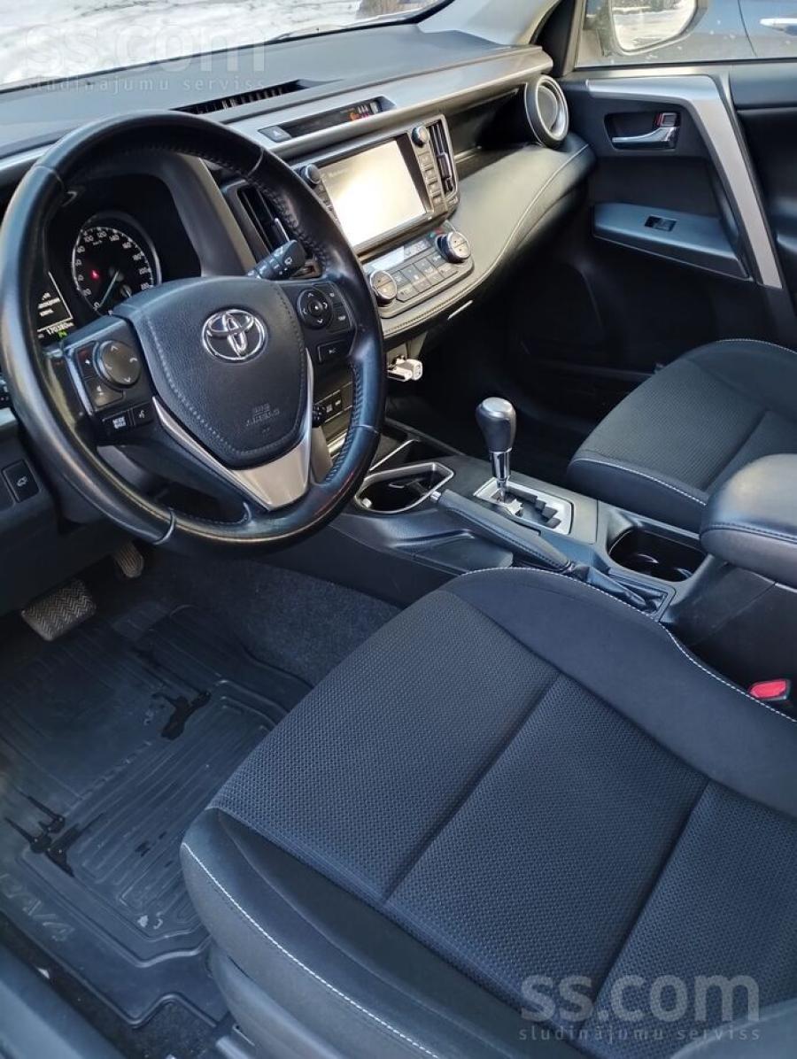 Balts Toyota RAV4 2018 Rīga, ar dzinēja tilpumu 2.50 L un nobraukumu 0 tūkst. km par 7350 €, foto 6 vietnē AUTOMOTO.COM.LV