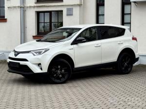 Balts Toyota RAV4 2018 Jelgava, ar dzinēja tilpumu 2.50 L un nobraukumu 59 tūkst. km par 18900 €, foto 9 vietnē AUTOMOTO.COM.LV