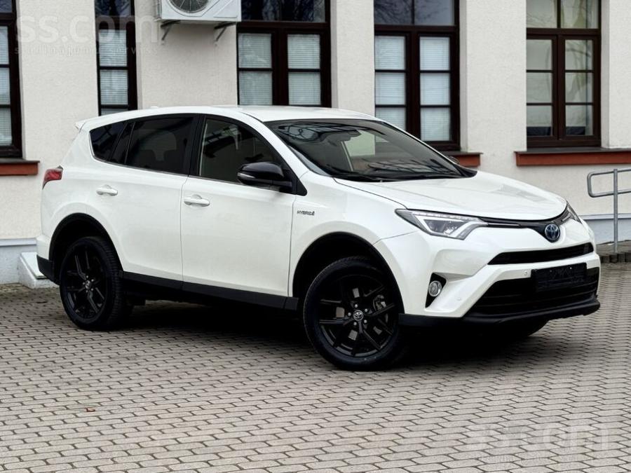 Balts Toyota RAV4 2018 Jelgava, ar dzinēja tilpumu 2.50 L un nobraukumu 59 tūkst. km par 18900 €, foto 10 vietnē AUTOMOTO.COM.LV