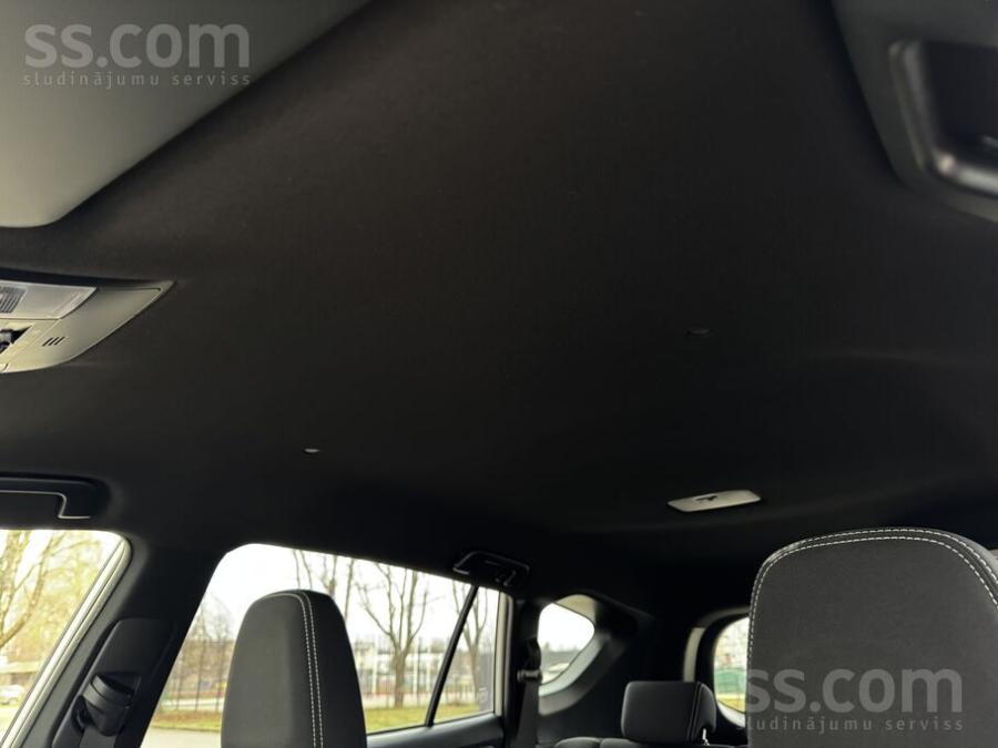 Balts Toyota RAV4 2018 Jelgava, ar dzinēja tilpumu 2.50 L un nobraukumu 59 tūkst. km par 18900 €, foto 27 vietnē AUTOMOTO.COM.LV