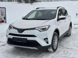 White Toyota RAV4 2018 in Kaunas, with an engine capacity of 2.49 L and mileage of 187 thousand km for 16950 €, photo 8 on AUTOMOTO.COM.LV