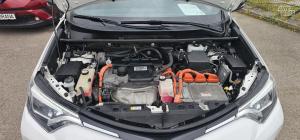 White Toyota RAV4 2018 in Kaunas, with an engine capacity of 2.50 L and mileage of 175 thousand km for 16950 €, photo 15 on AUTOMOTO.COM.LV