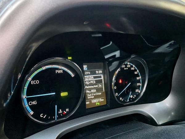 Balts Toyota RAV4 2018 Utena, ar dzinēja tilpumu 2.49 L un nobraukumu 106 tūkst. km par 17200 €, foto 10 vietnē AUTOMOTO.COM.LV
