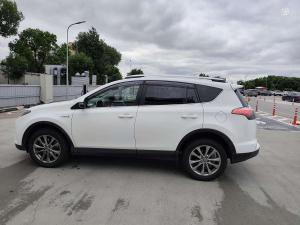 Balts Toyota RAV4 2018 Viļņa, ar dzinēja tilpumu 2.49 L un nobraukumu 338 tūkst. km par 12399 €, foto 5 vietnē AUTOMOTO.COM.LV