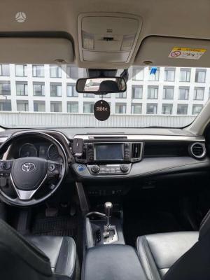 Balts Toyota RAV4 2018 Viļņa, ar dzinēja tilpumu 2.49 L un nobraukumu 338 tūkst. km par 12399 €, foto 6 vietnē AUTOMOTO.COM.LV