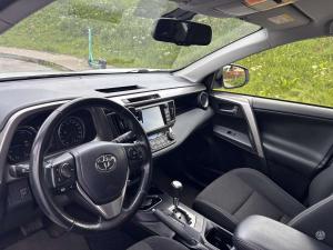 Balts Toyota RAV4 2018 Kauņa, ar dzinēja tilpumu 2.49 L un nobraukumu 125 tūkst. km par 17500 €, foto 8 vietnē AUTOMOTO.COM.LV