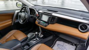 Balts Toyota RAV4 2018 Rīga, ar dzinēja tilpumu 2.50 L un nobraukumu 89 tūkst. km par 23890 €, foto 12 vietnē AUTOMOTO.COM.LV