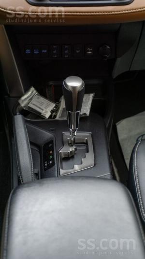 Balts Toyota RAV4 2018 Rīga, ar dzinēja tilpumu 2.50 L un nobraukumu 89 tūkst. km par 23890 €, foto 15 vietnē AUTOMOTO.COM.LV