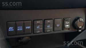 Balts Toyota RAV4 2018 Rīga, ar dzinēja tilpumu 2.50 L un nobraukumu 89 tūkst. km par 23890 €, foto 16 vietnē AUTOMOTO.COM.LV