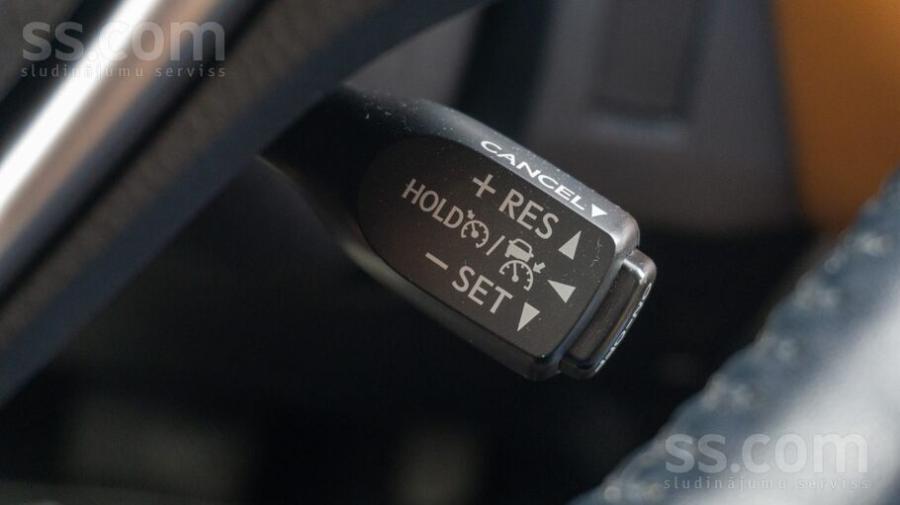 Balts Toyota RAV4 2018 Rīga, ar dzinēja tilpumu 2.50 L un nobraukumu 89 tūkst. km par 23890 €, foto 19 vietnē AUTOMOTO.COM.LV