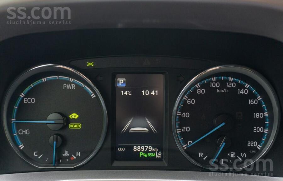 Balts Toyota RAV4 2018 Rīga, ar dzinēja tilpumu 2.50 L un nobraukumu 89 tūkst. km par 23890 €, foto 25 vietnē AUTOMOTO.COM.LV