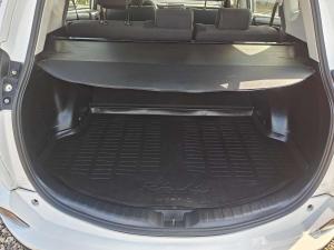 Balts Toyota RAV4 2018 Viļņa, ar dzinēja tilpumu 2.49 L un nobraukumu 256 tūkst. km par 14700 €, foto 18 vietnē AUTOMOTO.COM.LV