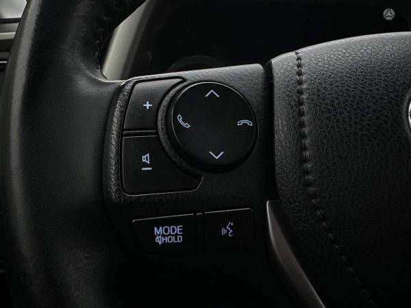 Balts Toyota RAV4 2018 Viļņa, ar dzinēja tilpumu 2.50 L un nobraukumu 134 tūkst. km par 19550 €, foto 10 vietnē AUTOMOTO.COM.LV