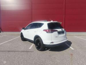 Balts Toyota RAV4 2018 Kauņa, ar dzinēja tilpumu 2.49 L un nobraukumu 153 tūkst. km par 17450 €, foto 5 vietnē AUTOMOTO.COM.LV