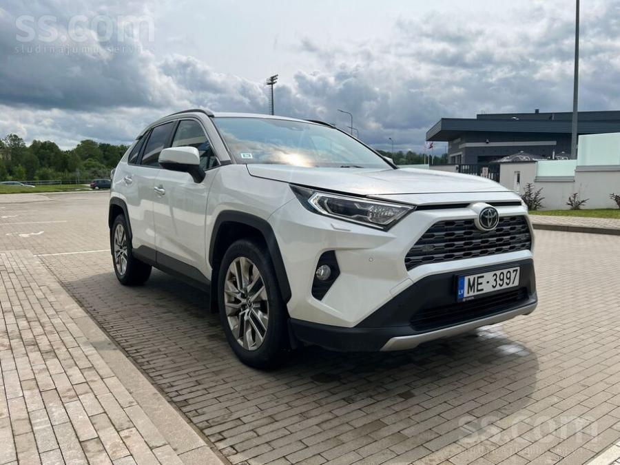 Balts Toyota RAV4 2019 Rēzekne, ar dzinēja tilpumu 2.00 L un nobraukumu 98 tūkst. km par 25990 €, foto 2 vietnē AUTOMOTO.COM.LV