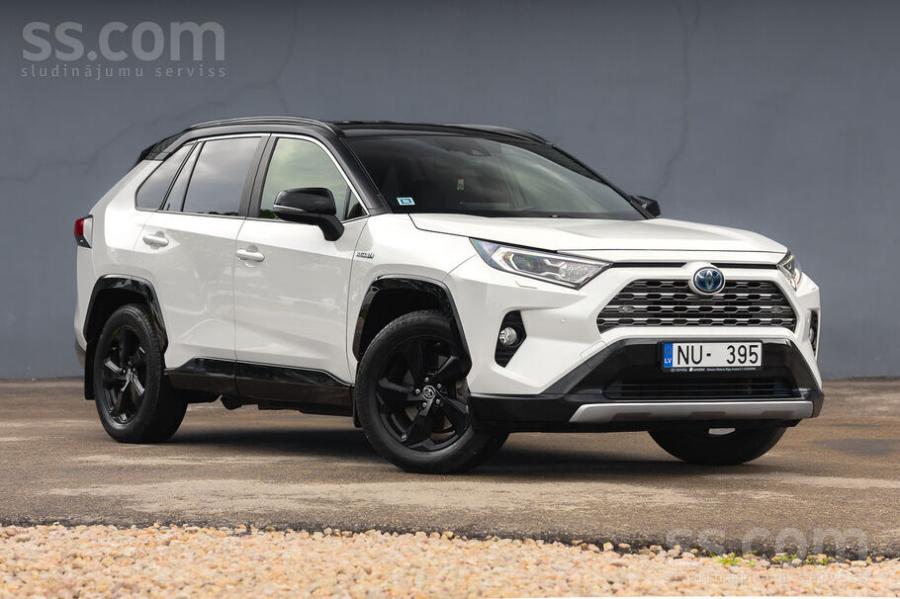 Balts Toyota RAV4 2019 Jelgava, ar dzinēja tilpumu 2.50 L un nobraukumu 126 tūkst. km par 24900 €, foto 6 vietnē AUTOMOTO.COM.LV