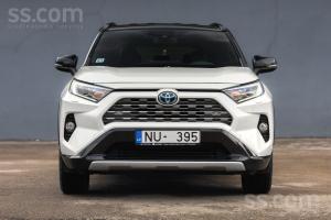 Balts Toyota RAV4 2019 Jelgava, ar dzinēja tilpumu 2.50 L un nobraukumu 126 tūkst. km par 24900 €, foto 7 vietnē AUTOMOTO.COM.LV