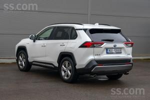 Balts Toyota RAV4 2019 Rīga, ar dzinēja tilpumu 2.50 L un nobraukumu 0 tūkst. km par 21000 €, foto 5 vietnē AUTOMOTO.COM.LV