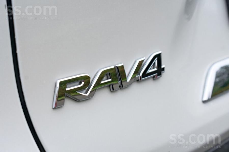 Balts Toyota RAV4 2019 Rīga, ar dzinēja tilpumu 2.50 L un nobraukumu 0 tūkst. km par 21000 €, foto 6 vietnē AUTOMOTO.COM.LV