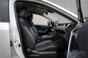 Balts Toyota RAV4 2019 Rīga, ar dzinēja tilpumu 2.50 L un nobraukumu 0 tūkst. km par 21000 €, foto 11 vietnē AUTOMOTO.COM.LV