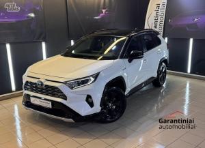 White Toyota RAV4 2019 in Avizieniai, with an engine capacity of 2.50 L and mileage of 141 thousand km for 25950 €, photo  on AUTOMOTO.COM.LV