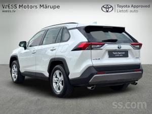 Balts Toyota RAV4 2019 Rīga, ar dzinēja tilpumu 2.50 L un nobraukumu 111 tūkst. km par 24990 €, foto 16 vietnē AUTOMOTO.COM.LV