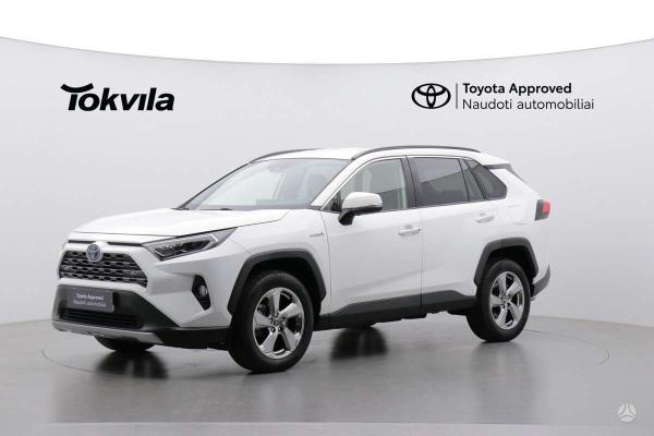 White Toyota RAV4 2019 in Vilnius, with an engine capacity of 2.49 L and mileage of 136 thousand km for 27900 €, photo 1 on AUTOMOTO.COM.LV