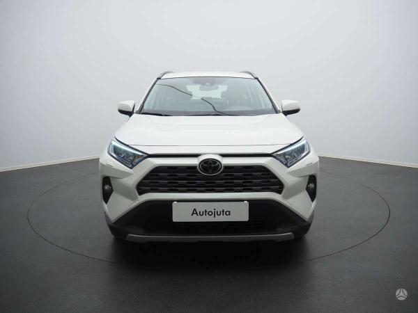 Balts Toyota RAV4 2019 Viļņa, ar dzinēja tilpumu 1.99 L un nobraukumu 96 tūkst. km par 20100 €, foto 2 vietnē AUTOMOTO.COM.LV