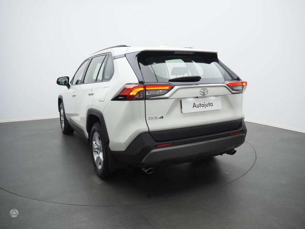 Balts Toyota RAV4 2019 Viļņa, ar dzinēja tilpumu 1.99 L un nobraukumu 96 tūkst. km par 20100 €, foto 6 vietnē AUTOMOTO.COM.LV